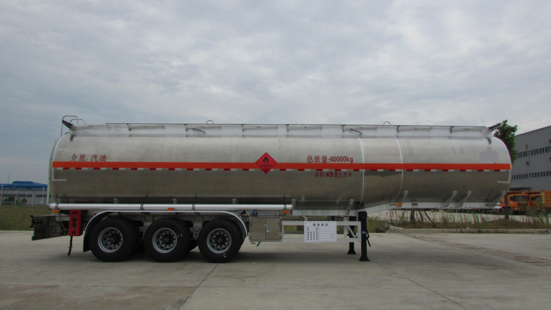 50 M3 Fuel Tank Trailer